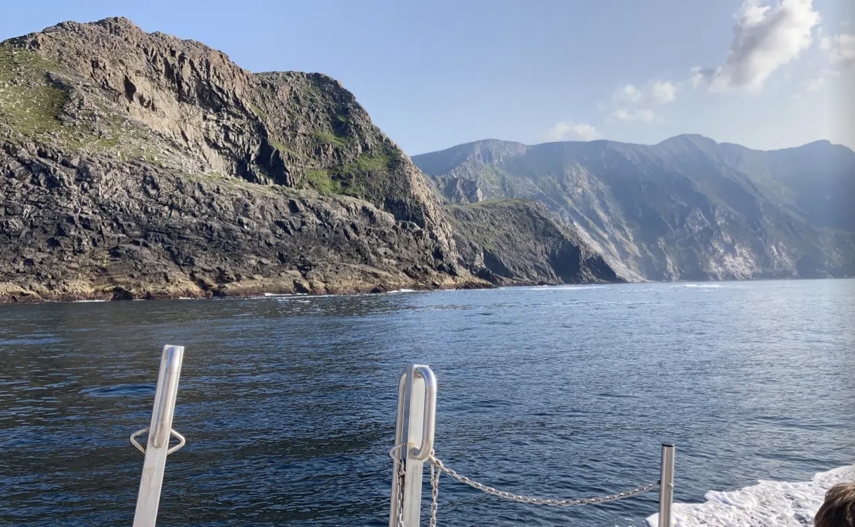 Croaghaun Cliffs Guide: How To Visit (2025)