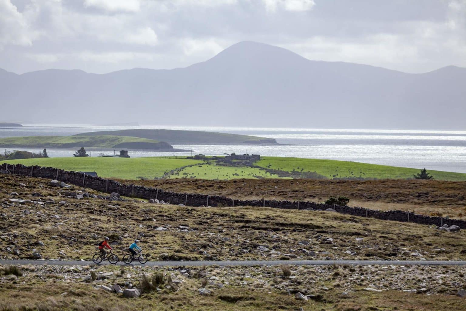 How To Visit Clew Bay (+ Fun Facts & Cruise Info)