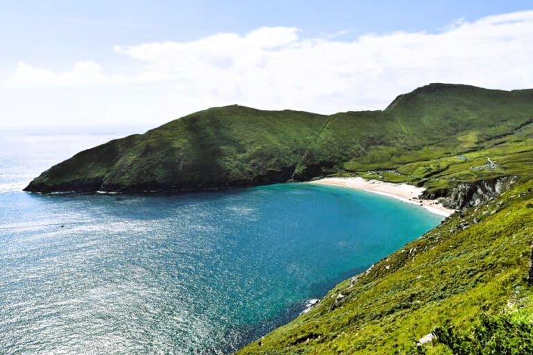 8 Achill Island Beaches: Blue Flag & Hidden Gems (with map)